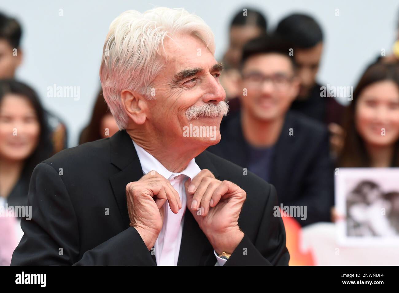 Actor sam Elliott poses for photographs on the red carpet for the film ...