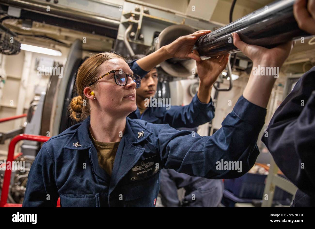 ATLANTIC OCEAN (Jan. 3, 2023) Sonar Technician (Surface) 3rd Class ...