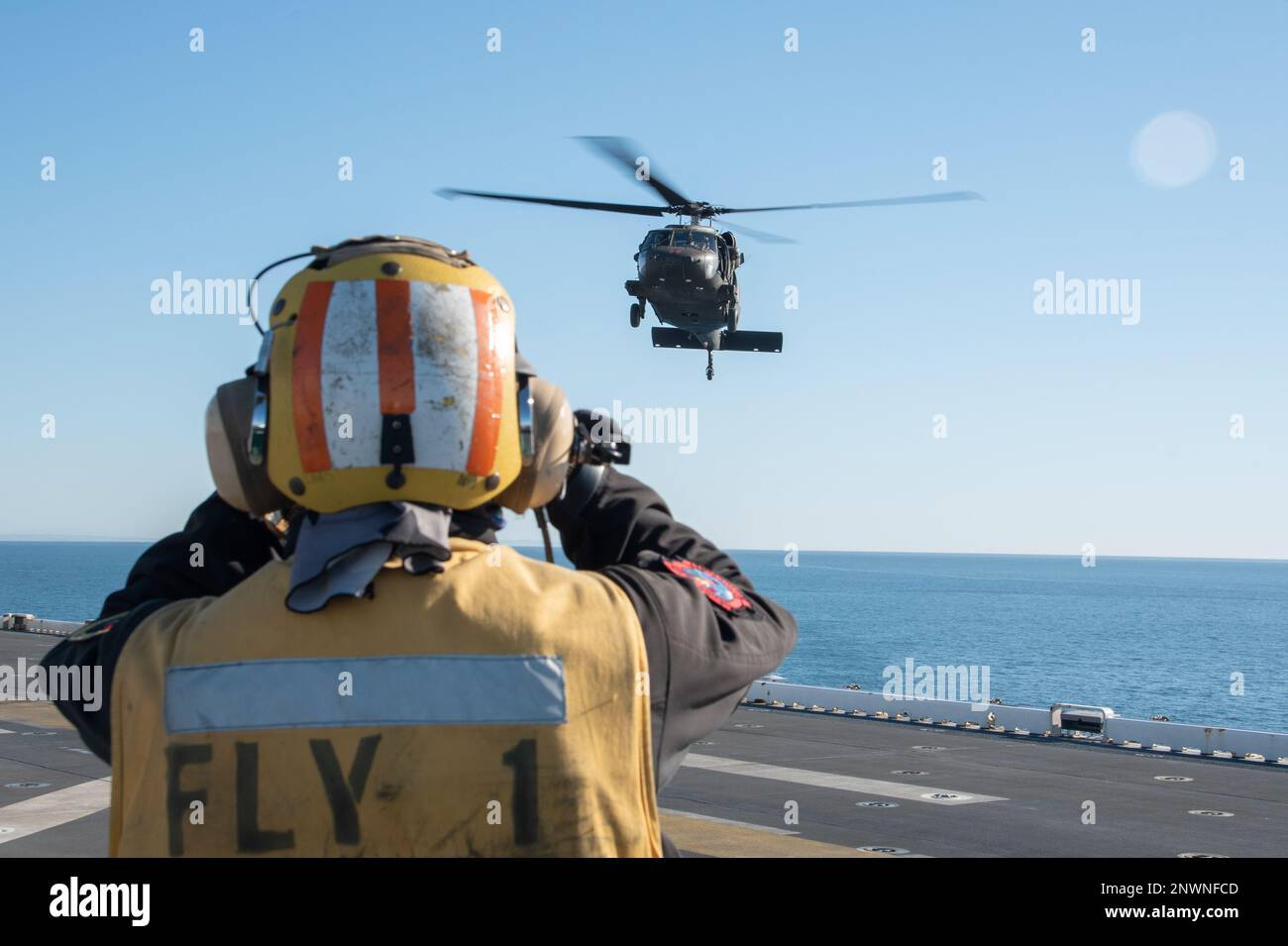 230124-N-XN177-1063 PACIFIC OCEAN (Jan. 24, 2023) – Aviation Boatswain ...