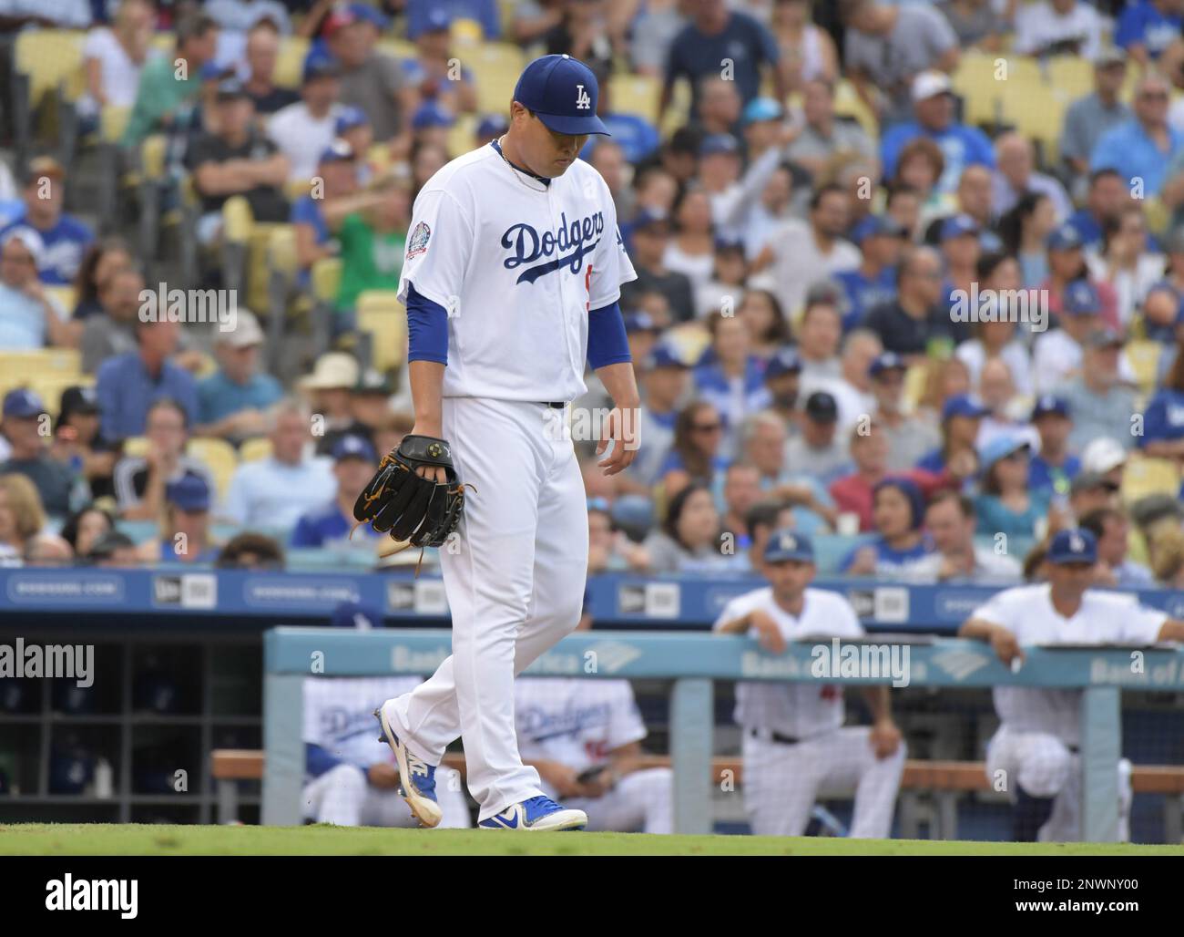 Los Angeles Dodgers starting pitcher Hyun-Jin Ryu (99) reacts during a ...