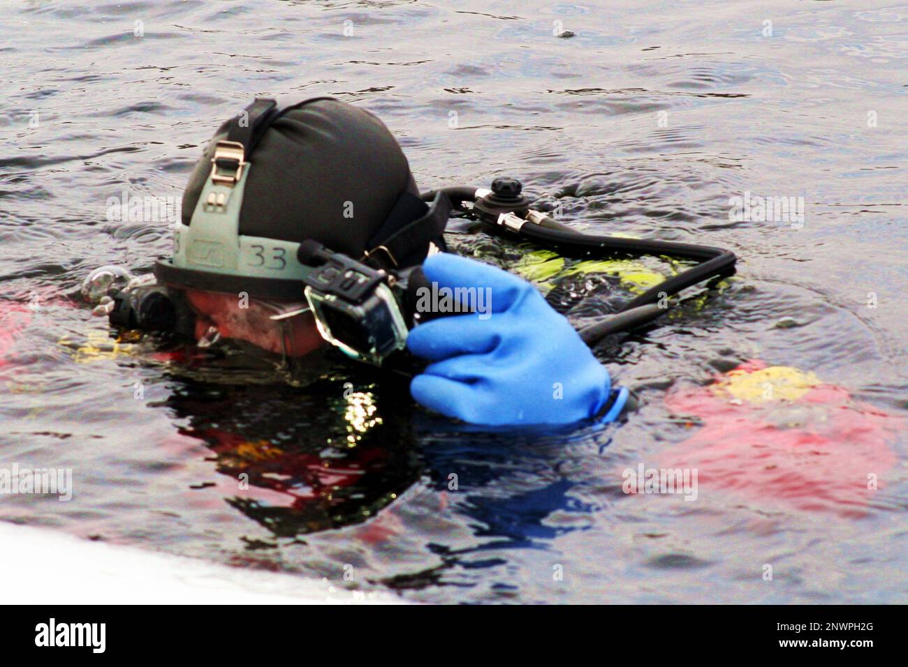 Fire department dive team hi-res stock photography and images - Alamy