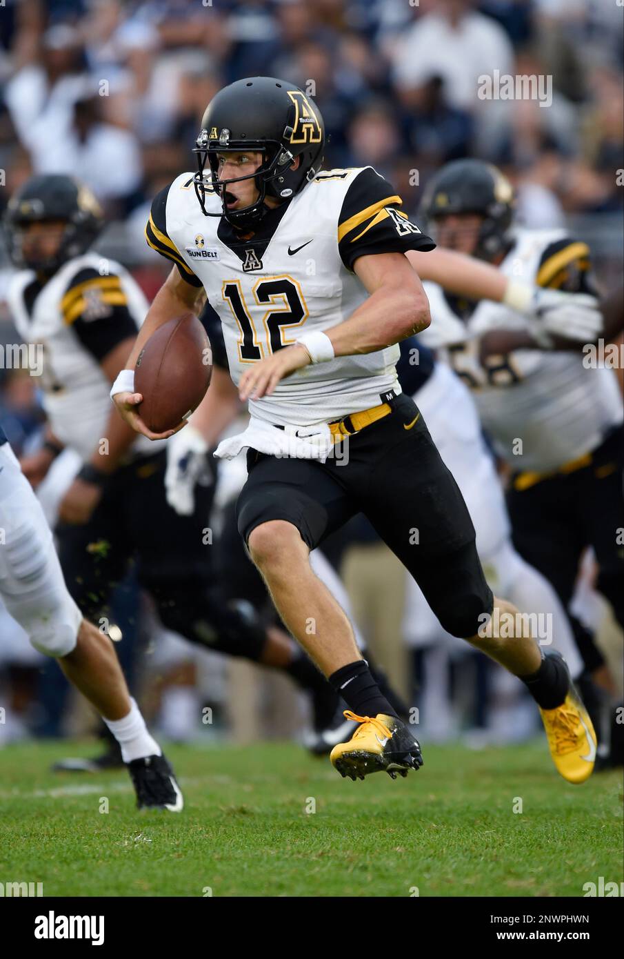 STATE COLLEGE, PA - SEPTEMBER 1: Appalachian State QB Zac Thomas (12 ...
