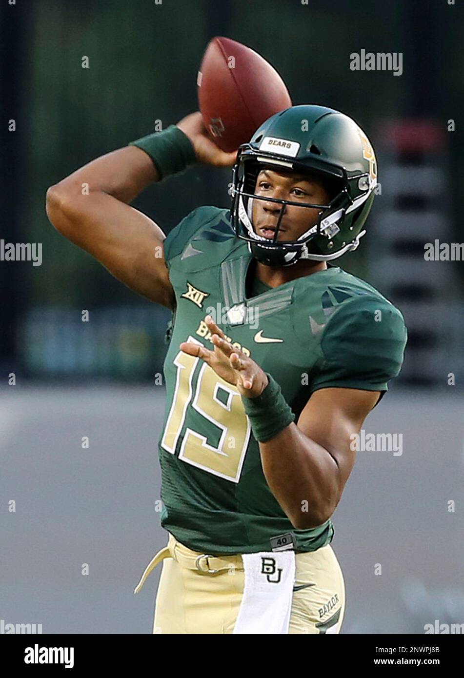 CORRECTS NAME OF QUARTERBACK TO JALAN MCCLENDON, INSTEAD OF BRANDON ...
