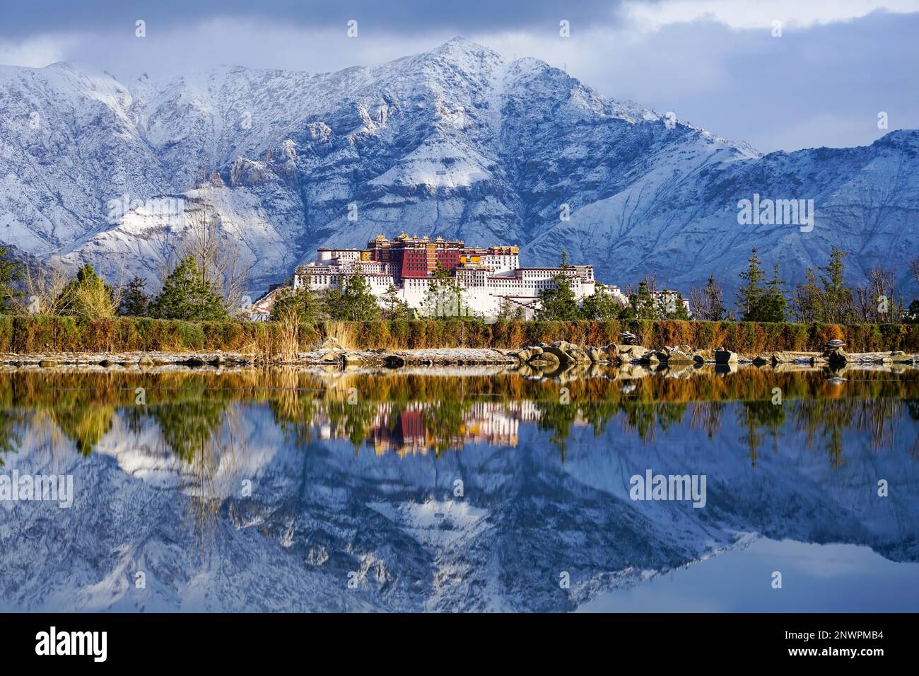 **CHINESE MAINLAND, HONG KONG, MACAU AND TAIWAN OUT** A spring snow ...