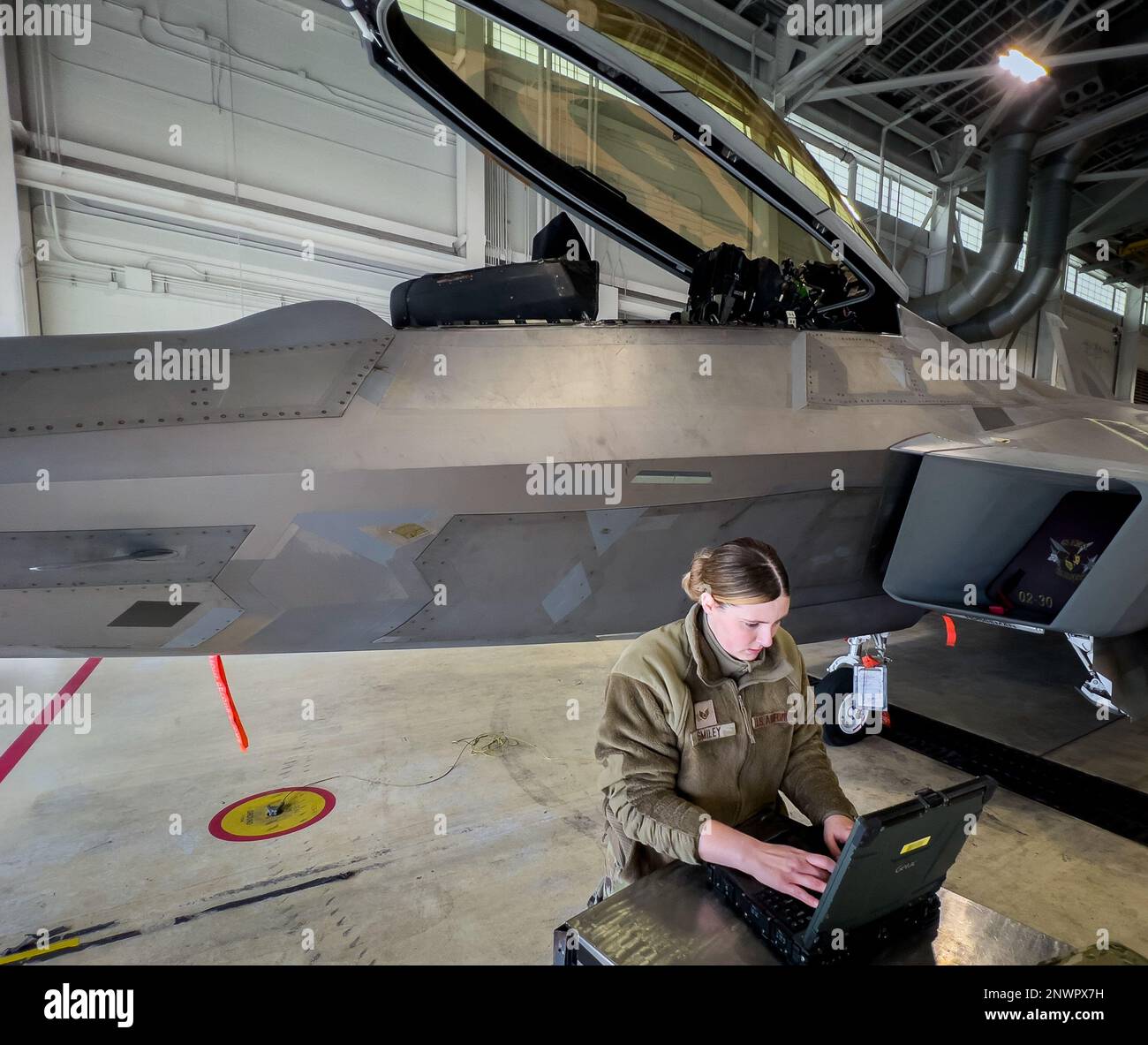 Staff Sgt. Kayla Smiley, 43rd Fighter Generation Squadron, completes ...