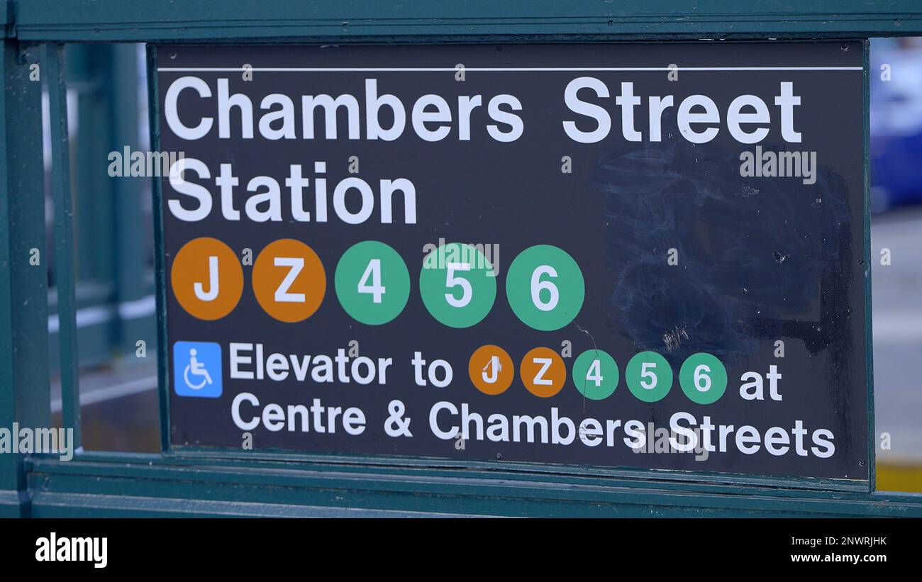 Chambers street subway hi-res stock photography and images - Alamy