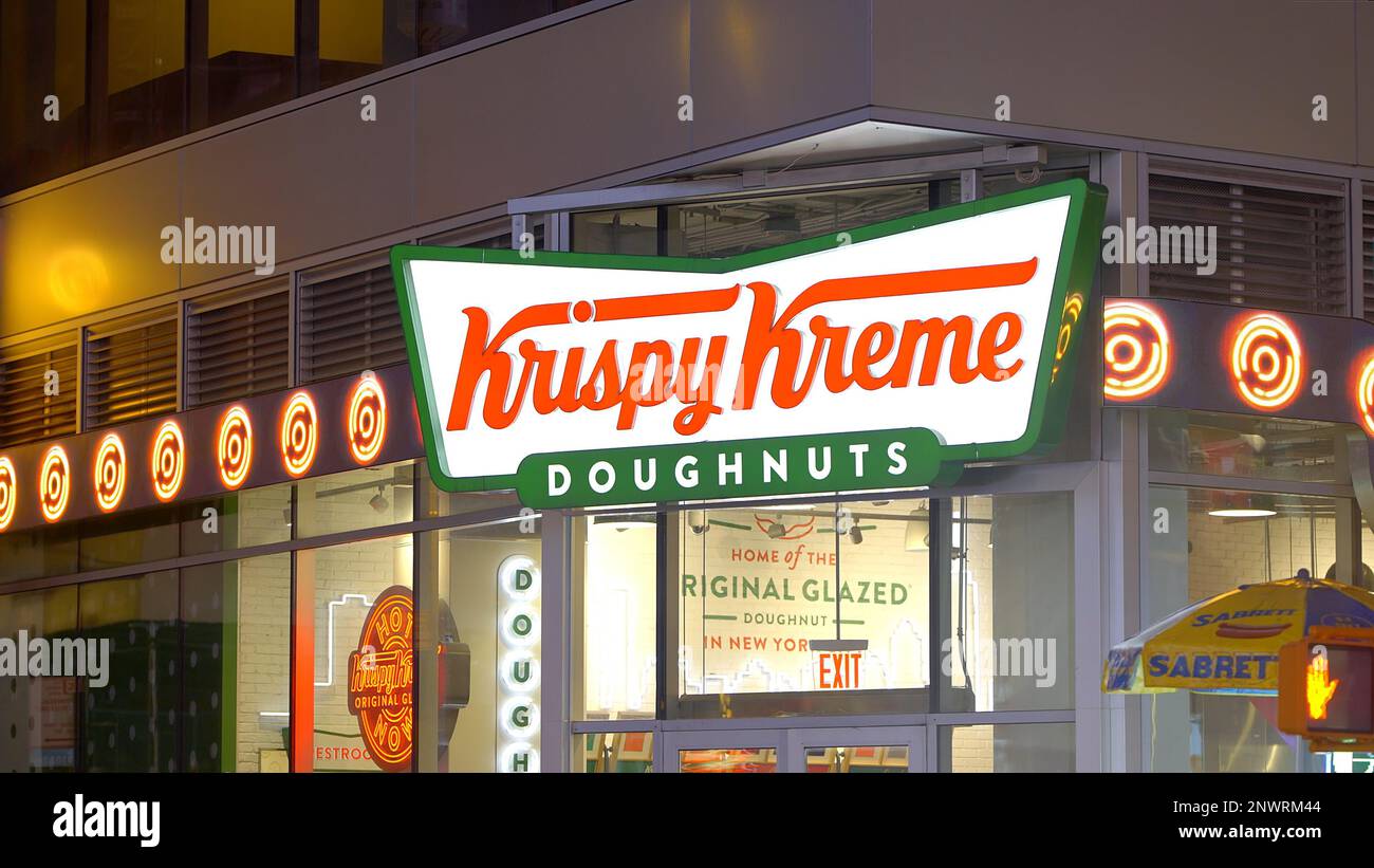 Krispy Kreme Doughnuts at Times Square New York - NEW YORK CITY, USA ...