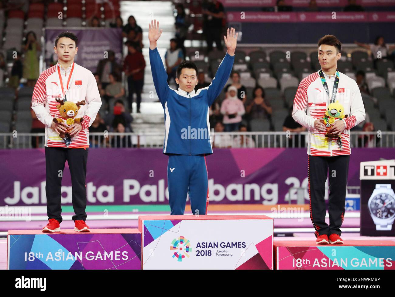 (L-R) China's Tong Li, silver, Japan's Aki Yazawa, gold and Chinese ...