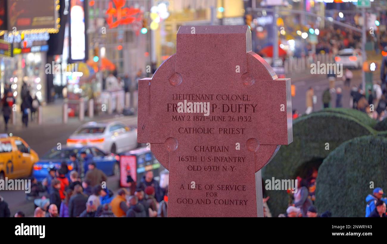 Father Duffy steps at Times Square in New York - NEW YORK CITY, USA ...