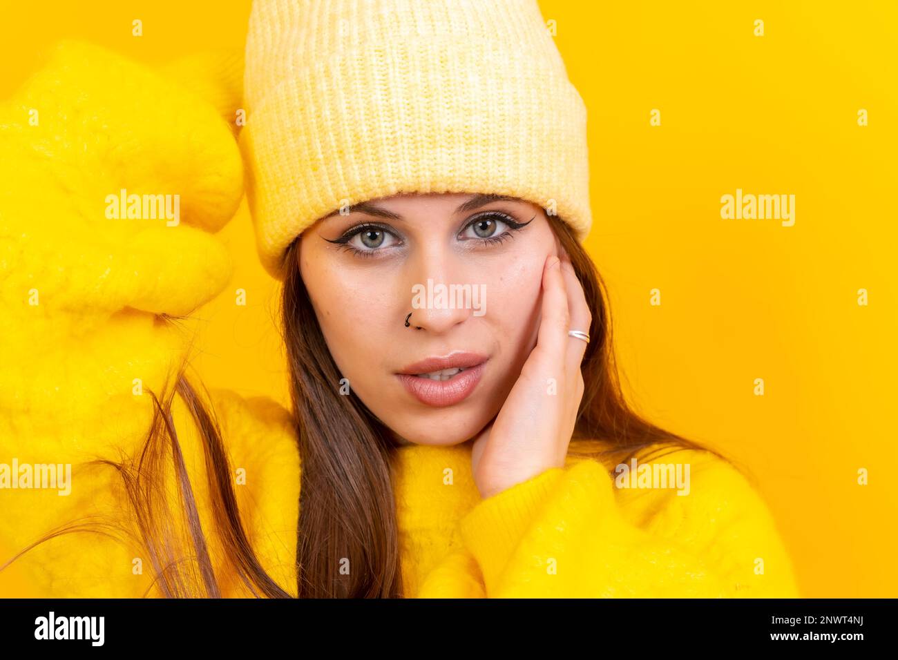 Wearing wool cap hi-res stock photography and images - Alamy
