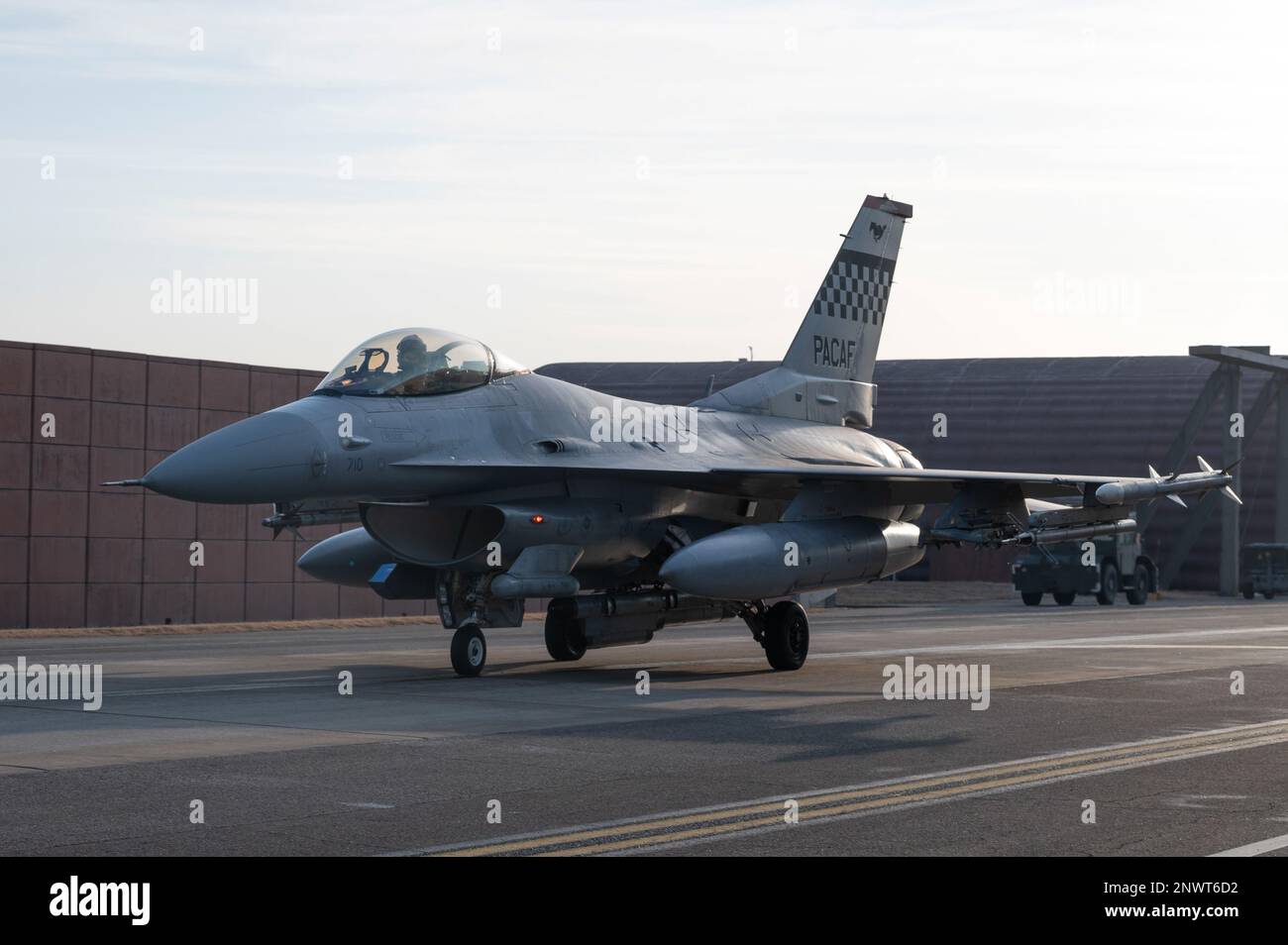 A U.S. Air Force F-16 Fighting Falcon assigned to the 36th Fighter ...