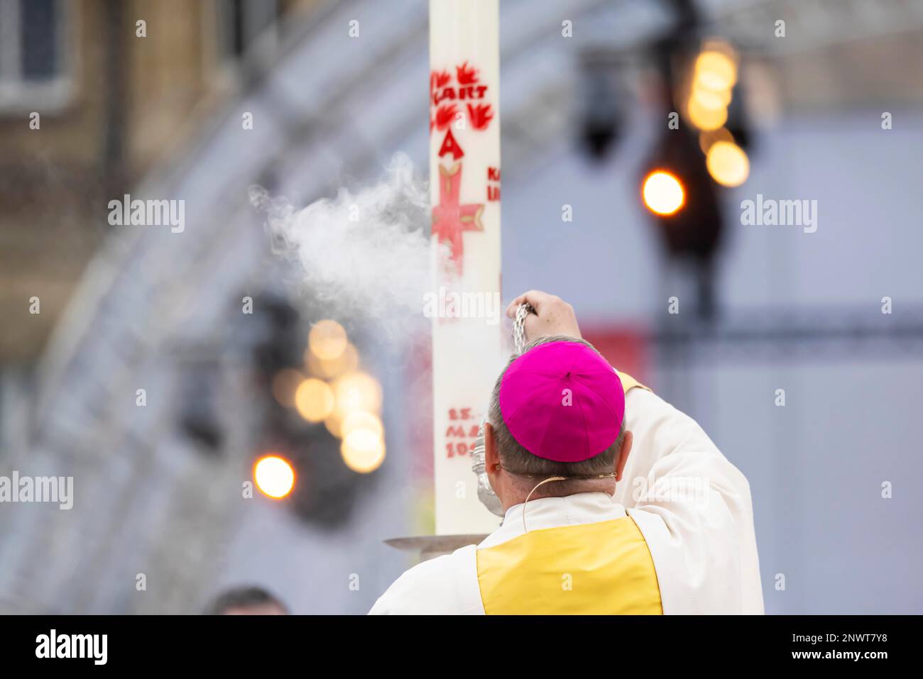 Stuttgart catholic mass hi-res stock photography and images - Alamy
