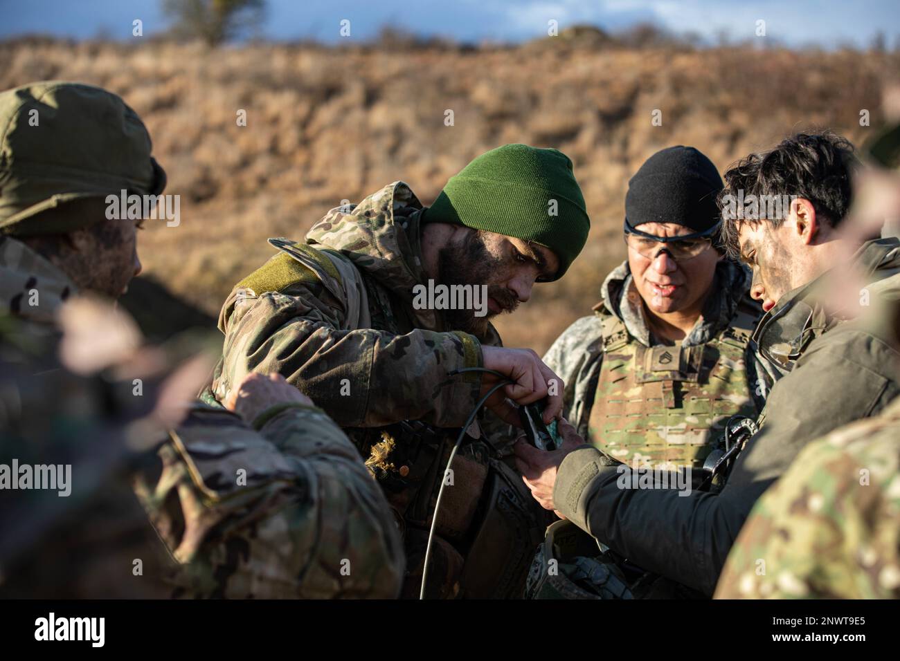 Soldiers assigned to the 39th Brigade Engineer Battalion, 2nd Brigade ...