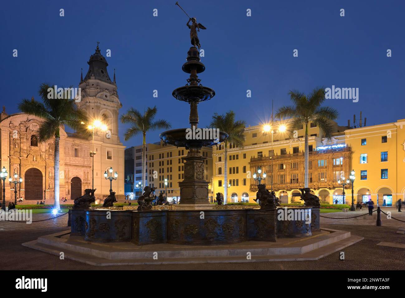Plaza de Armas and Basilica Metropolitan Cathedral of Lima at night ...