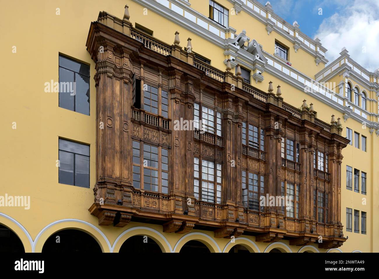 Balconies on the Plaza de Armas, Lima, Peru Stock Photo - Alamy