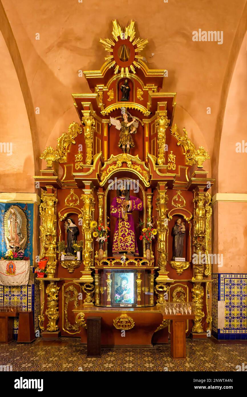 Basilica and Convent of the Virgin of Mercy, Altar, Christ carrying the ...
