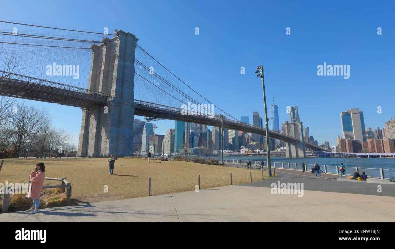 View over Brooklyn Bridge from Brooklyn Bridge Park - NEW YORK, USA - FEBRUARY 14, 2023 Stock ...