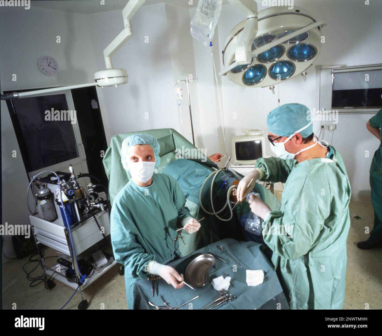 In this surgical practice, here on 22.04.1993 in Iserlohn, outpatient operations were performed ...