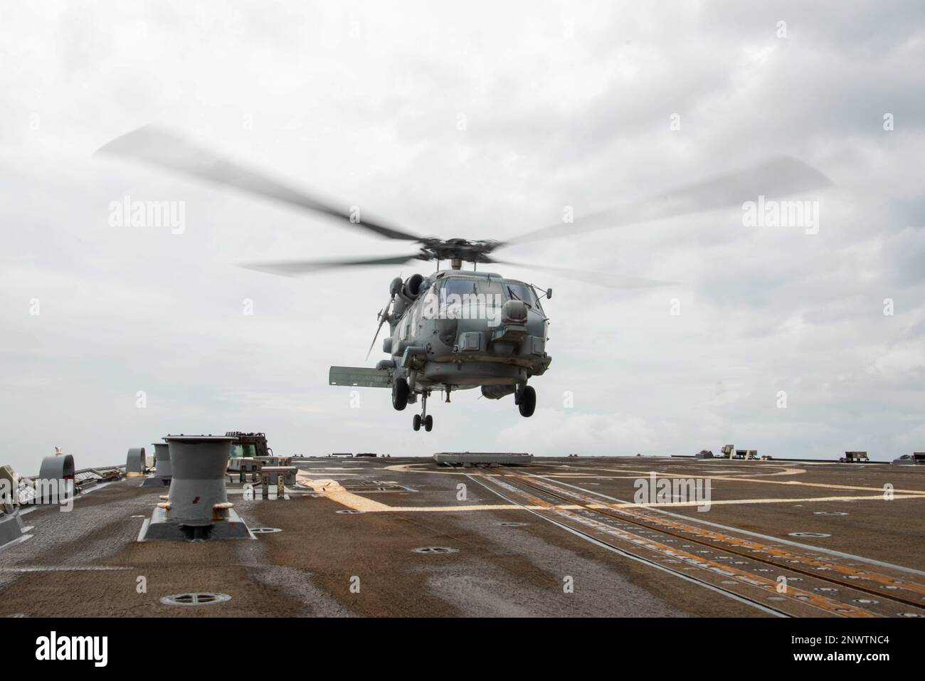 230130-N-MK109-1017 SOUTH CHINA SEA (Jan. 30, 2023) An MH-60R Sea Hawk ...