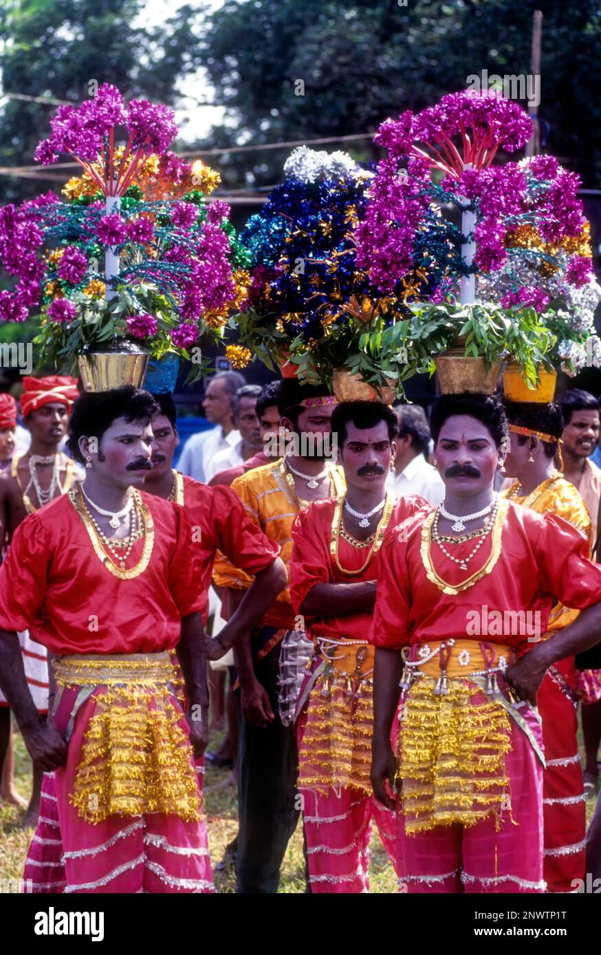 Karagam Dancers in Athachamayam celebration in Thripunithura during ...