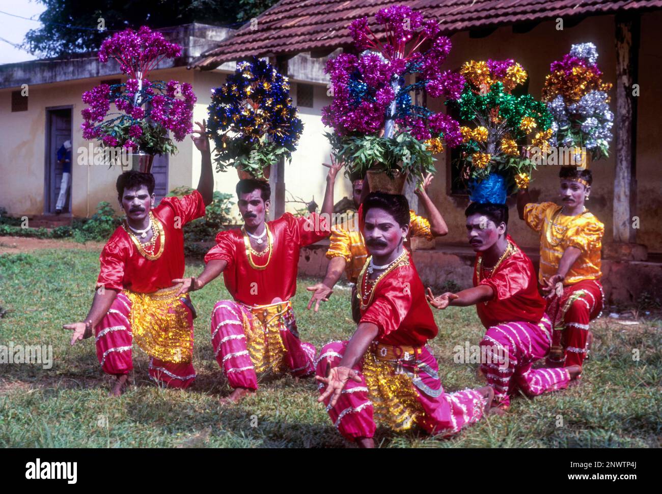 Karagam Dance in Athachamayam celebration in Thripunithura during Onam ...