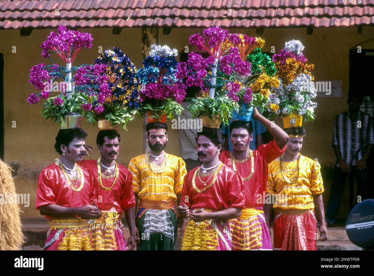 Karagam Dance in Athachamayam celebration in Thripunithura during Onam ...