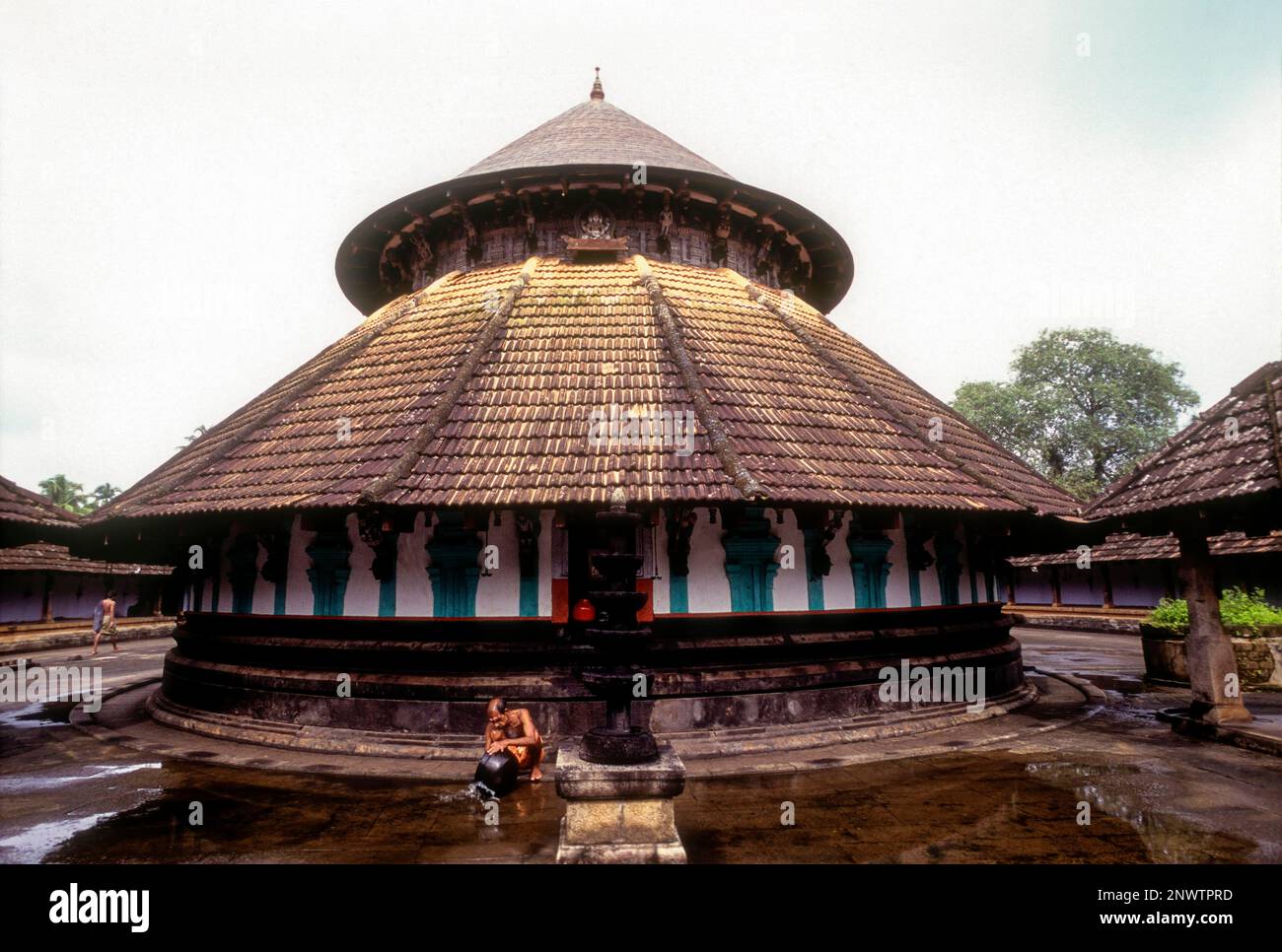 The 1000year old Avittathur Shiva temple near Thrissur or Trichur ...