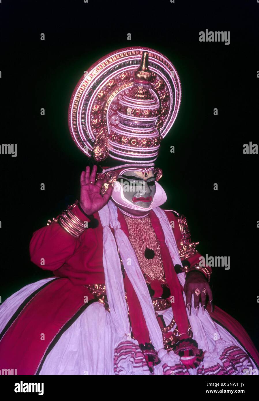 Kathakali Bhima Pacha Green character in Kerala Kalamandalam ...