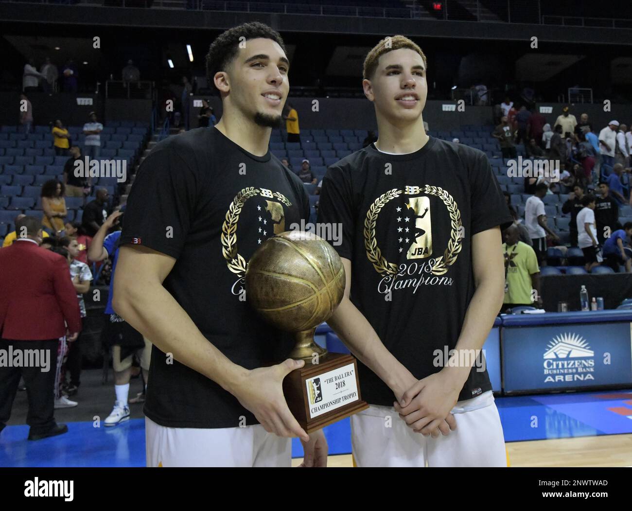 Los Angeles Ballers forward LiAngelo Ball (left) and brother and guard ...