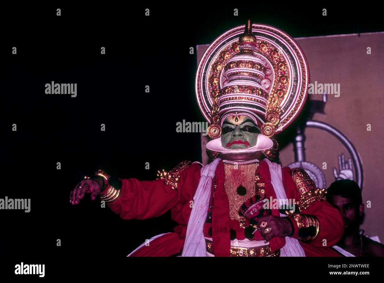 Kathakali Bhima Pacha Green character in Kerala Kalamandalam ...