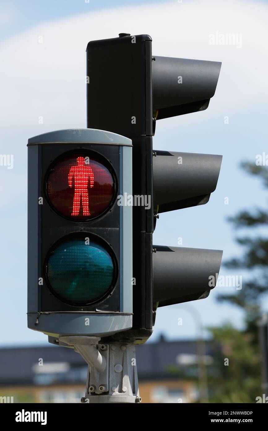 Red man traffic light hi-res stock photography and images - Alamy