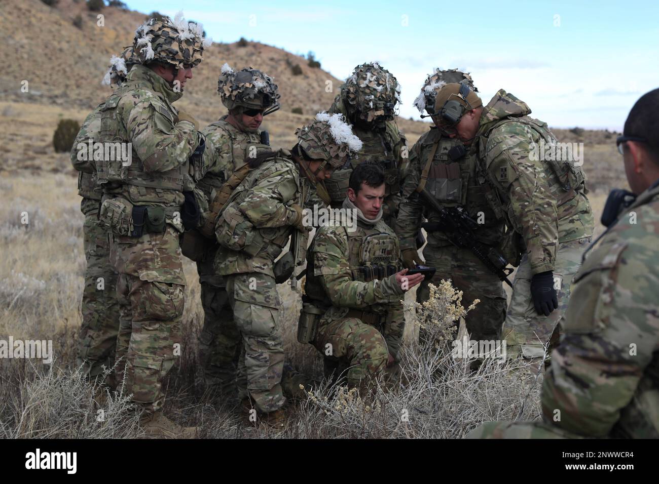 Soldiers 4th battalion 9th infantry hi-res stock photography and images ...