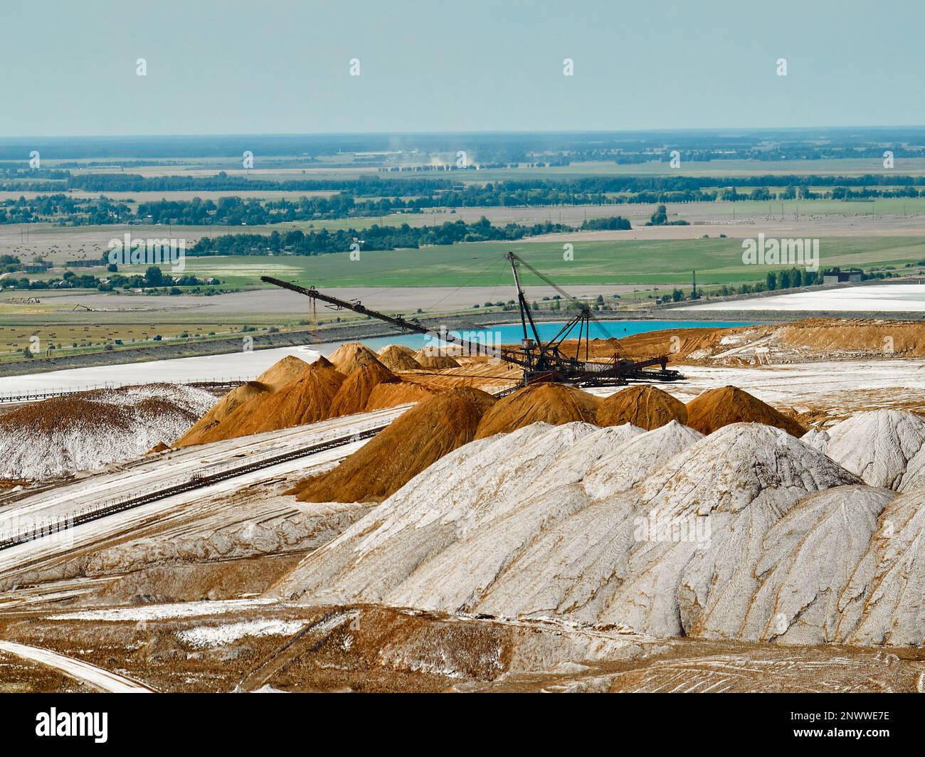 Sand movable belt conveyor and separator on sludge site Stock Photo - Alamy