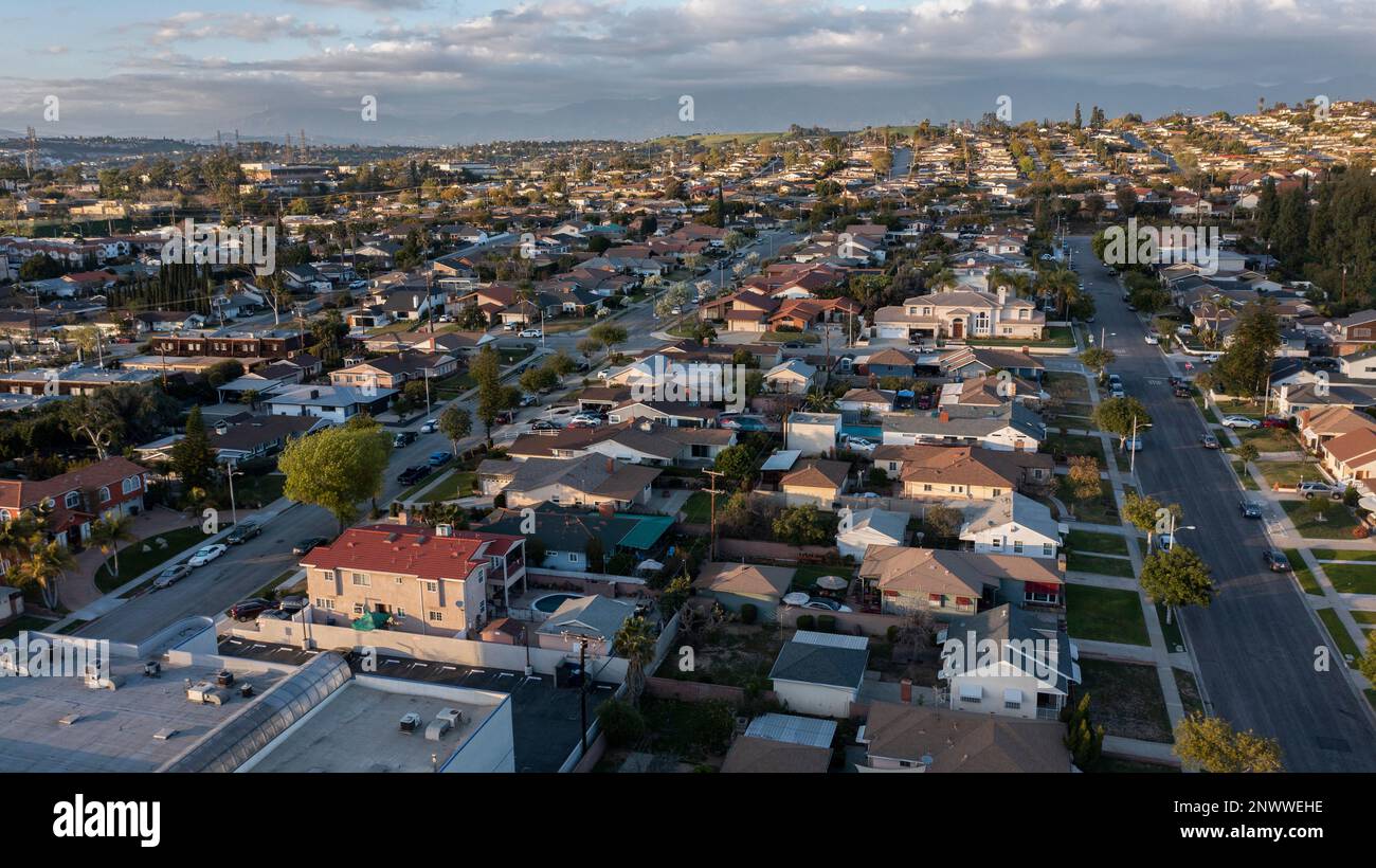 California suburban sprawl hi-res stock photography and images - Alamy