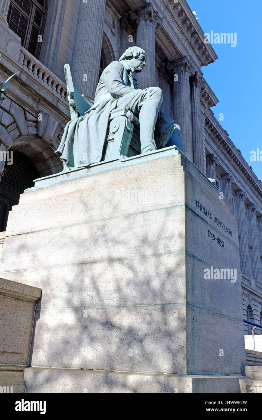 Karl bitter bronze statue thomas jefferson hi-res stock photography and ...
