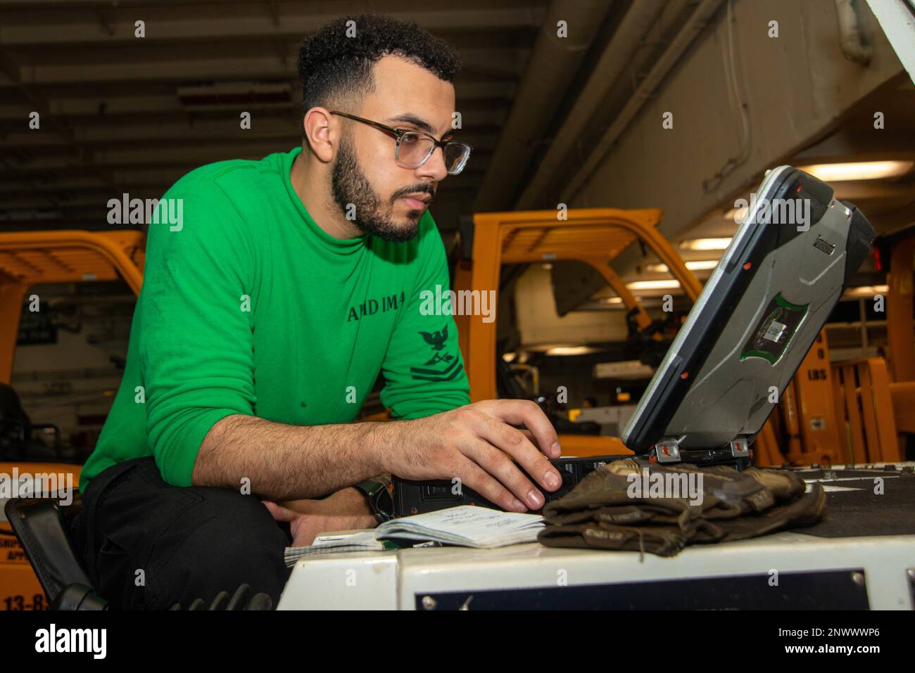 230109-N-NX635-1069 PHILIPPINE SEA (Jan. 9, 2023) U.S. Navy Aviation ...