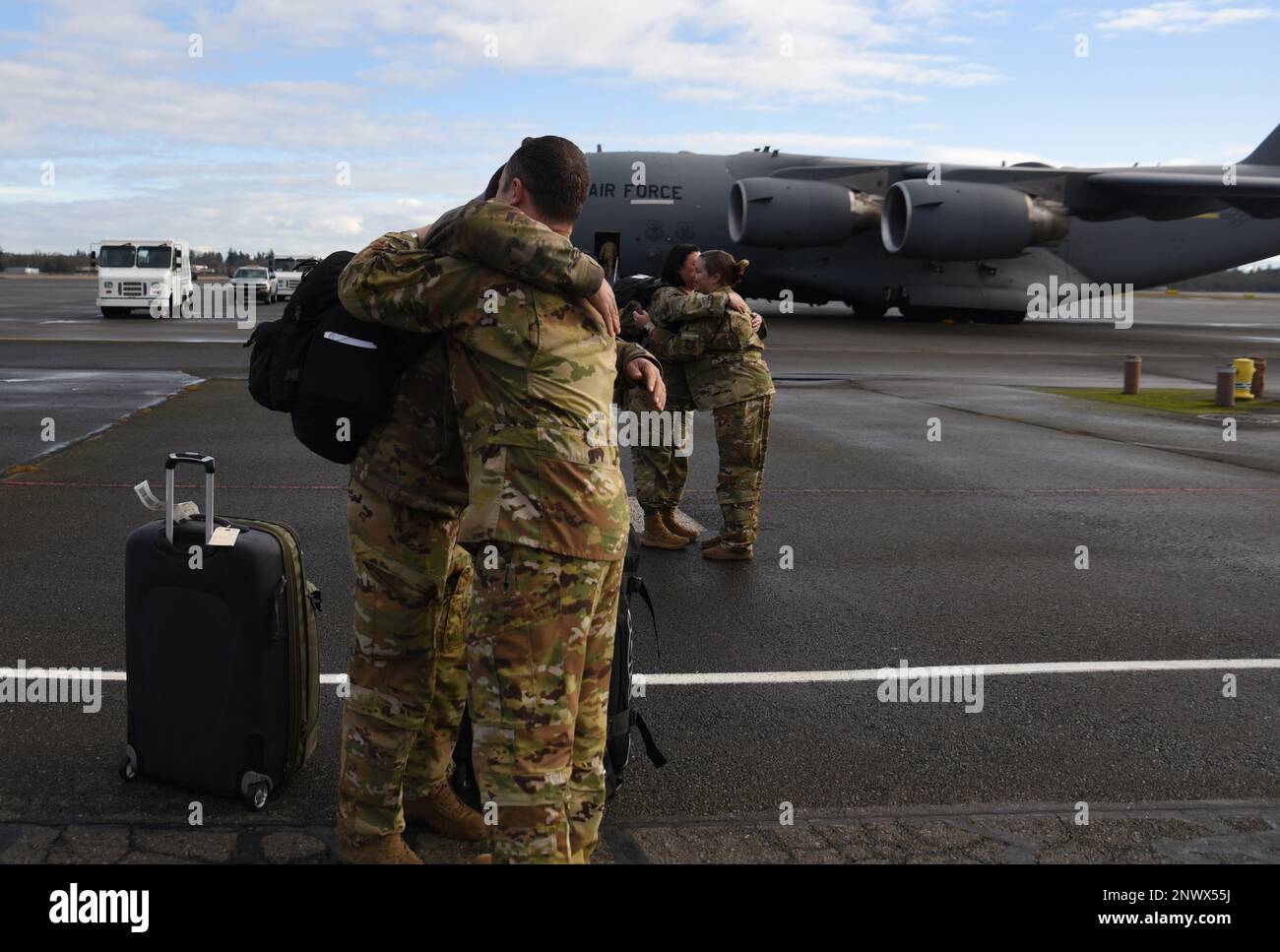Team McChord Airmen reunite with friends and family after returning ...