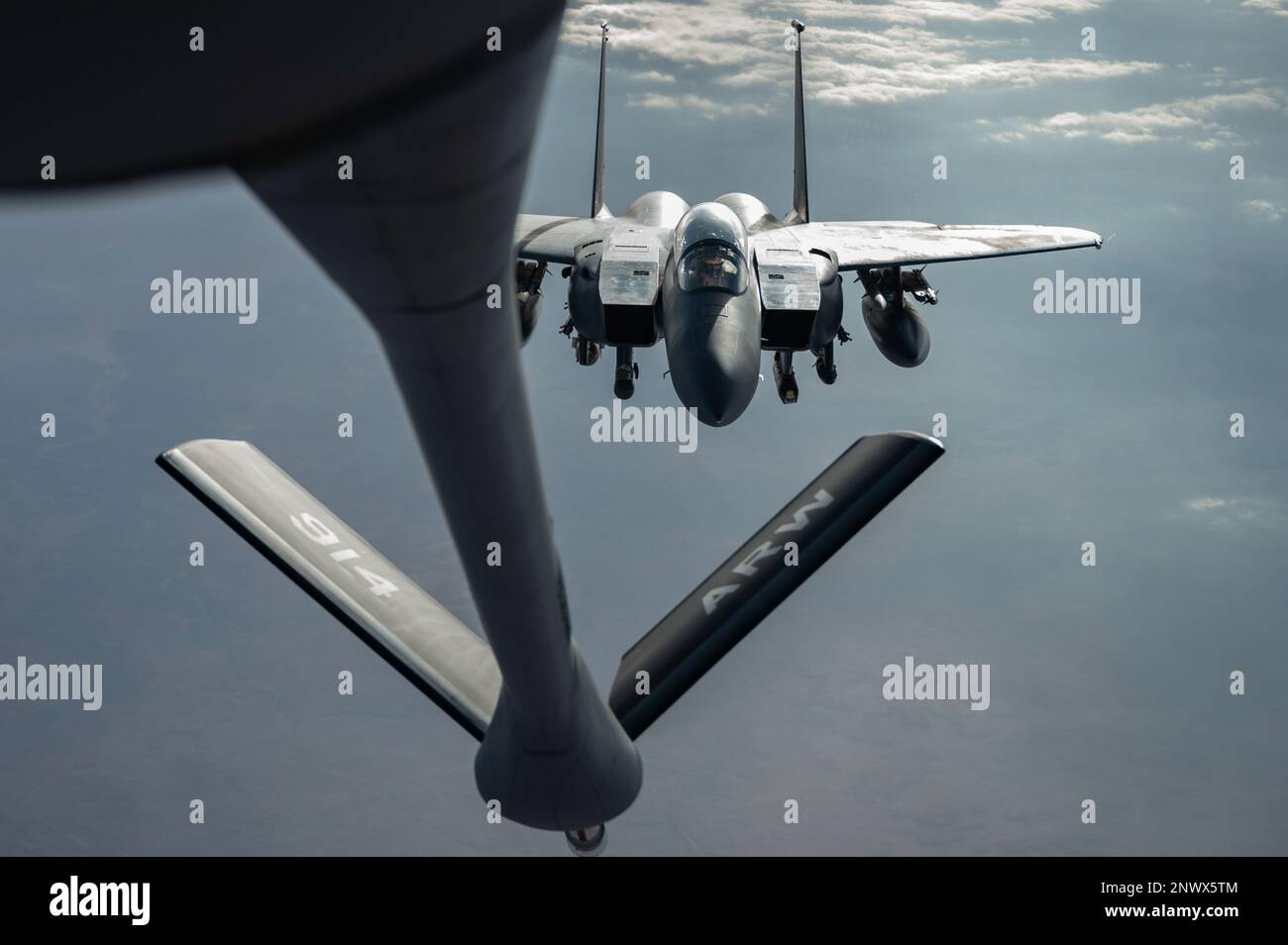 389th efs hi-res stock photography and images - Alamy