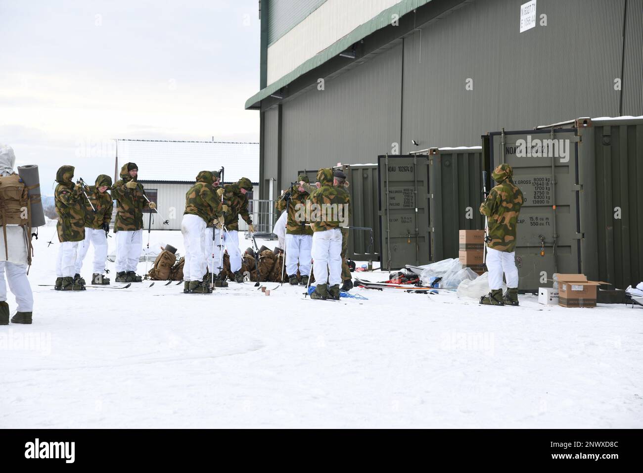 Minnesota National Guard members conduct winter training while ...
