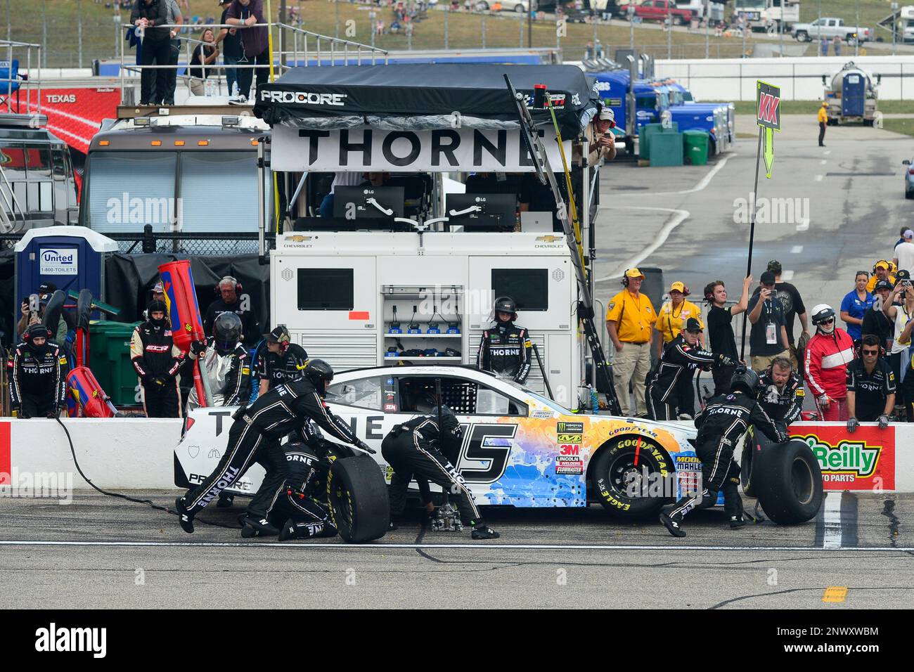 Kasey Kahne (95) makes a pit stop during the Monster Energy NASCAR Cup ...