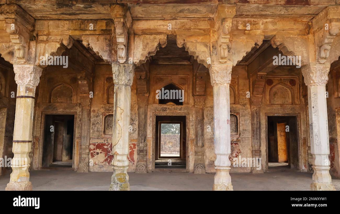 Carved Pillars and Architecture of Rohtas Fort Palace, Bihar, India ...