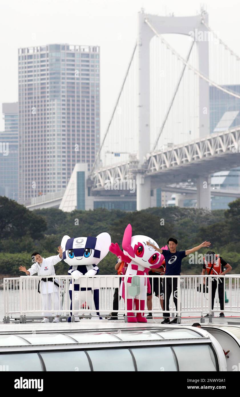 "MIRAITOWA" (L), a mascot of Tokyo 2020 Olympic Games, and "SOMEITY"(R ...