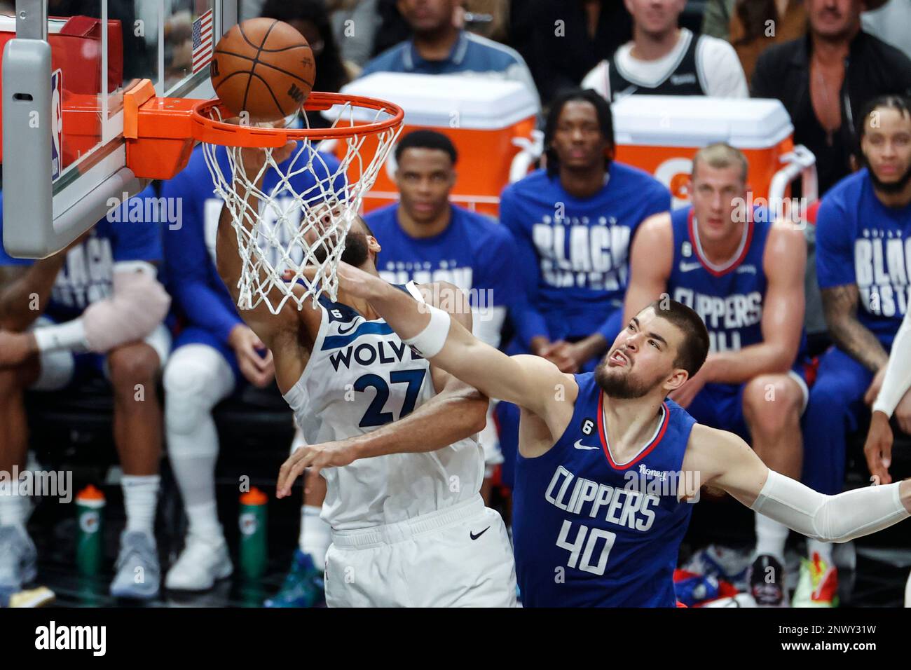 Los Angeles, California, USA. 28th Feb, 2023. Minnesota Timberwolves center Rudy Gobert (27 ...