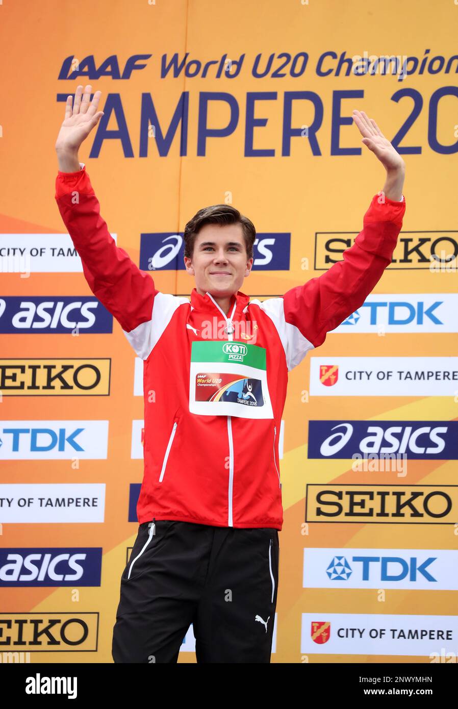 Jakob Ingebrigtsen (NOR) poses after placing second in the 1,500m ...