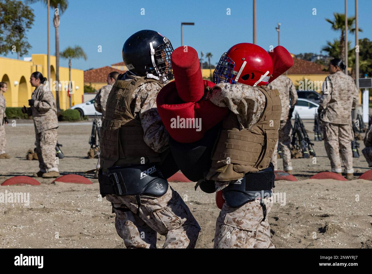 U.S. Marine Corps recruits with Golf Company, 2nd Recruit Training ...