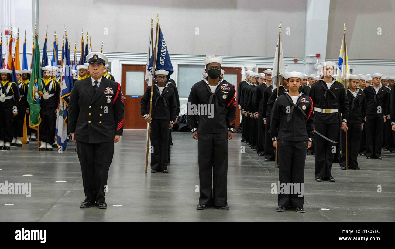 Sailors graduate boot camp during pass-in-review at U.S. Navy Recruit ...