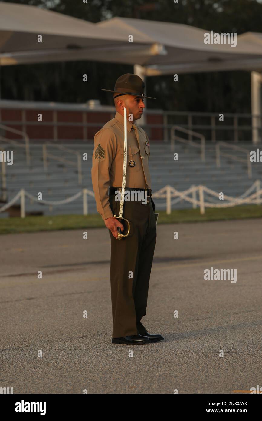 Recruits from Hotel Company, 2nd Recruit Training Battalion ...