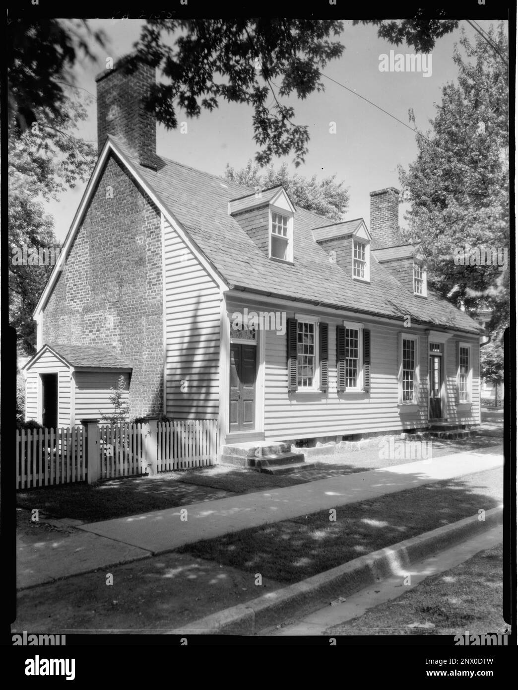 Hugh Mercer Apothecary Shop, Fredericksburg, Virginia. Carnegie Survey ...