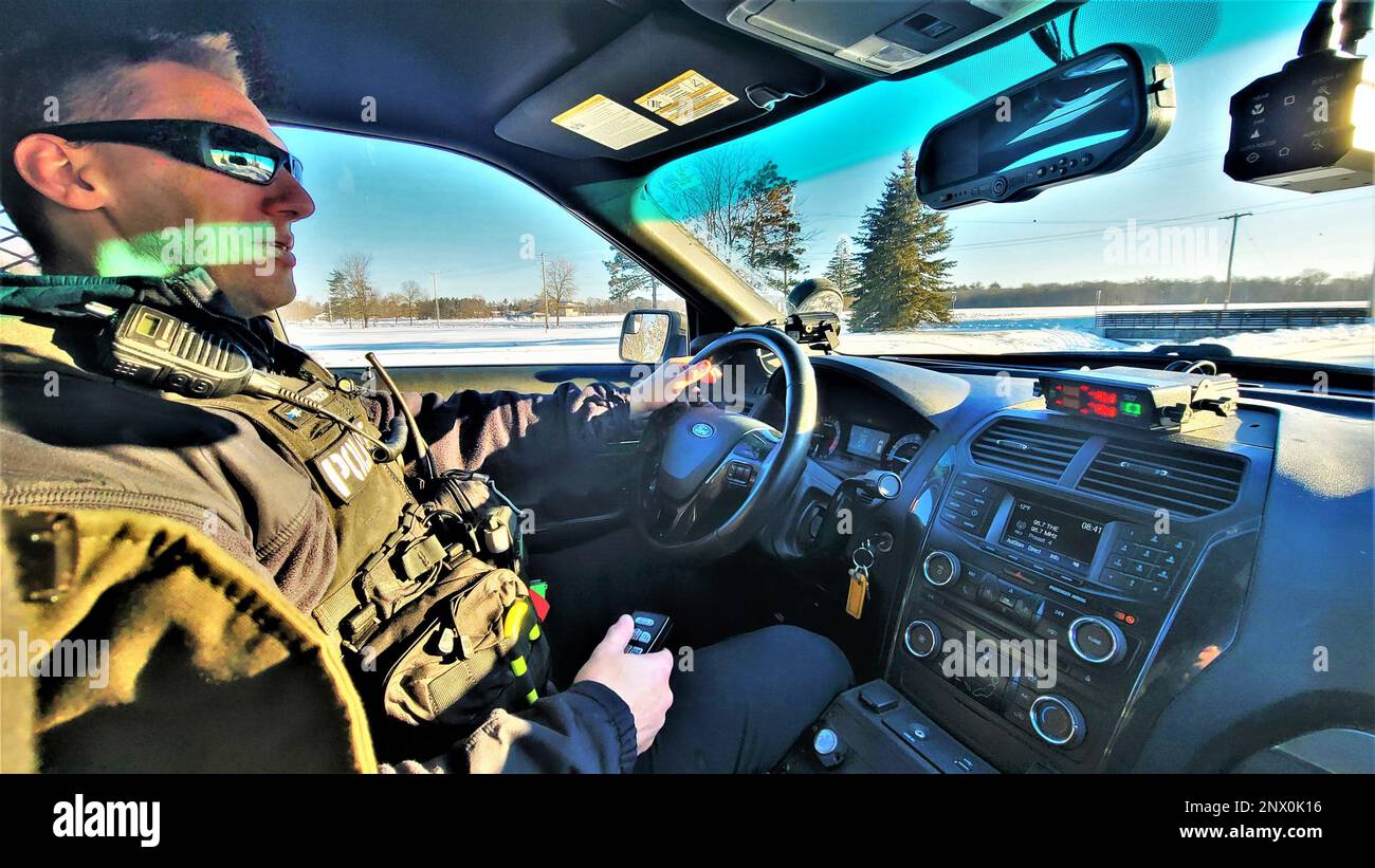 Field Training Officer Jonathan Stephens with the Fort McCoy ...