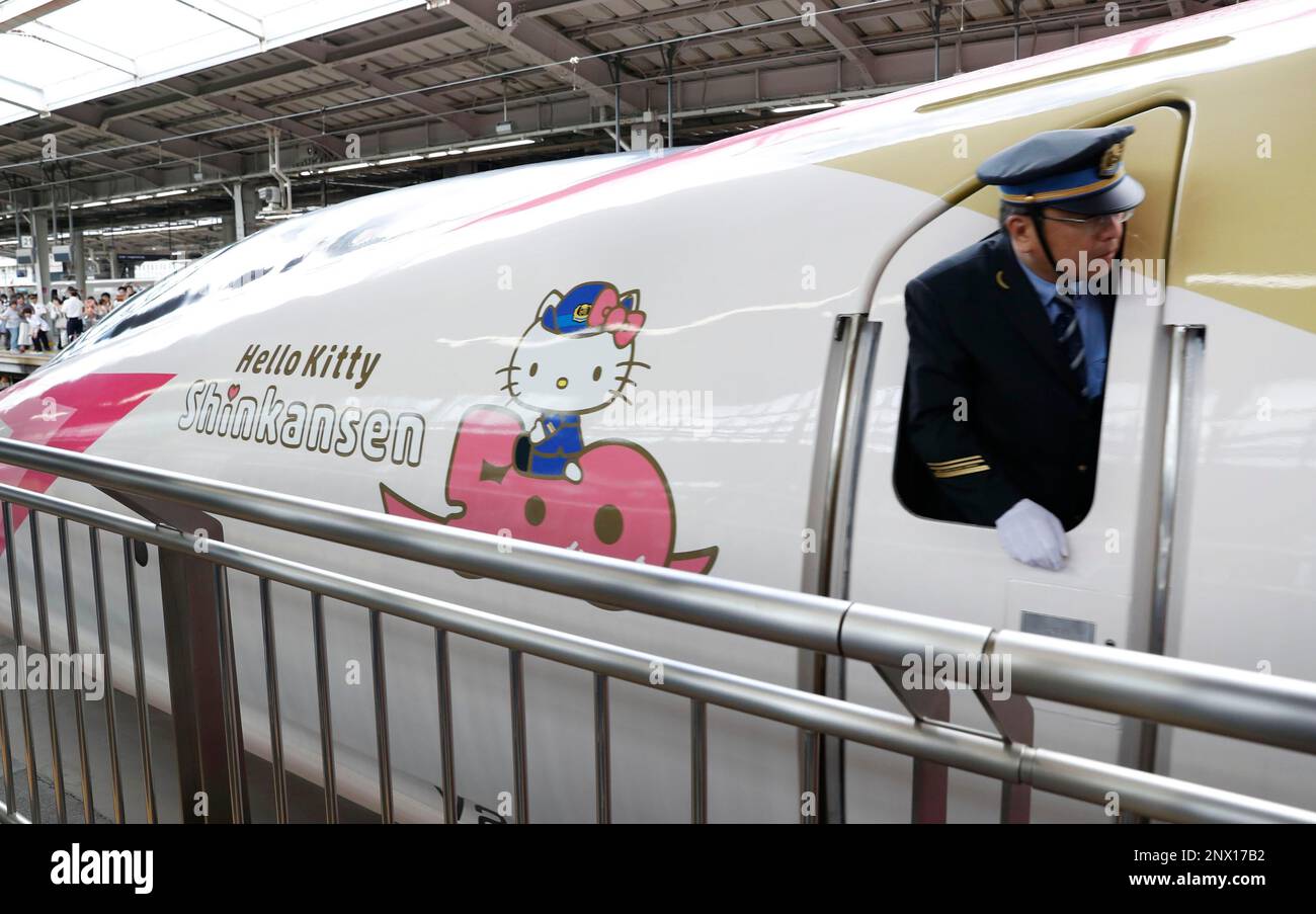 A Hello Kitty-themed “shinkansen” bullet train is unveiled at JR Shin ...